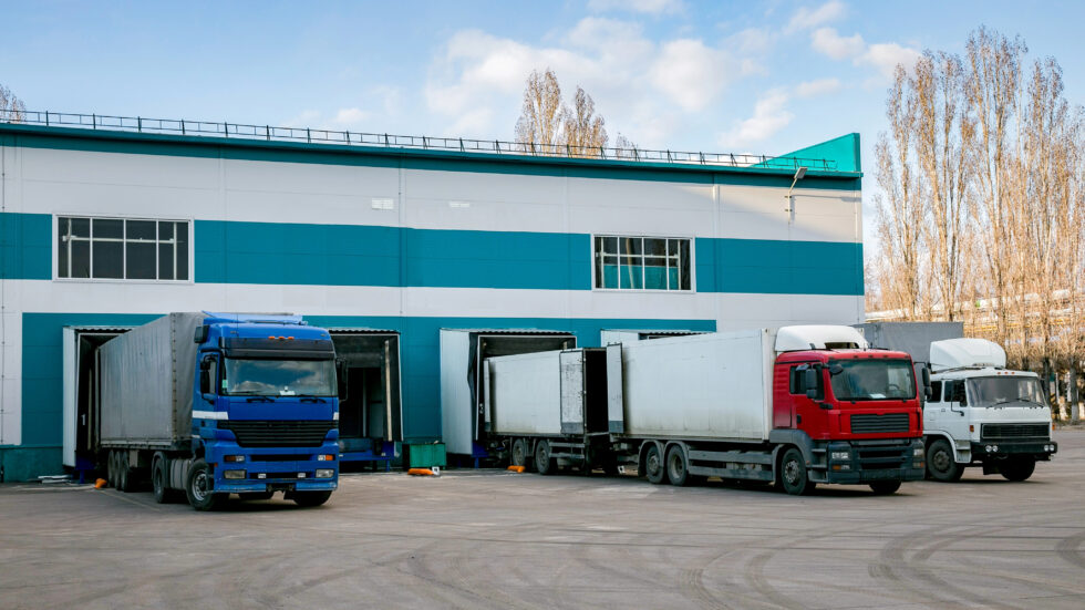 valuation for a transportation and warehousing company | Peak