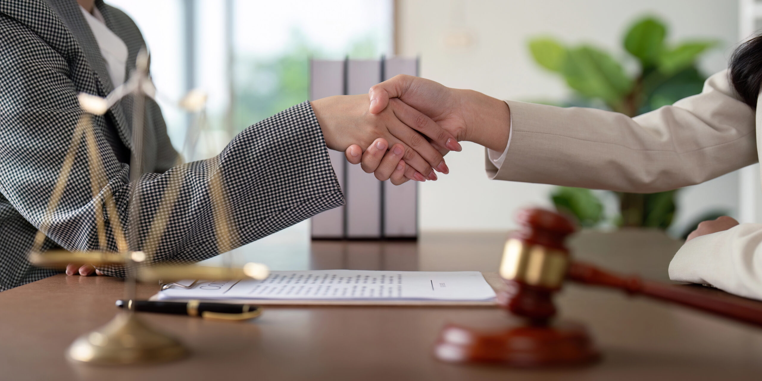 Valuation Multiples for a Law Firm - Peak Business Valuation